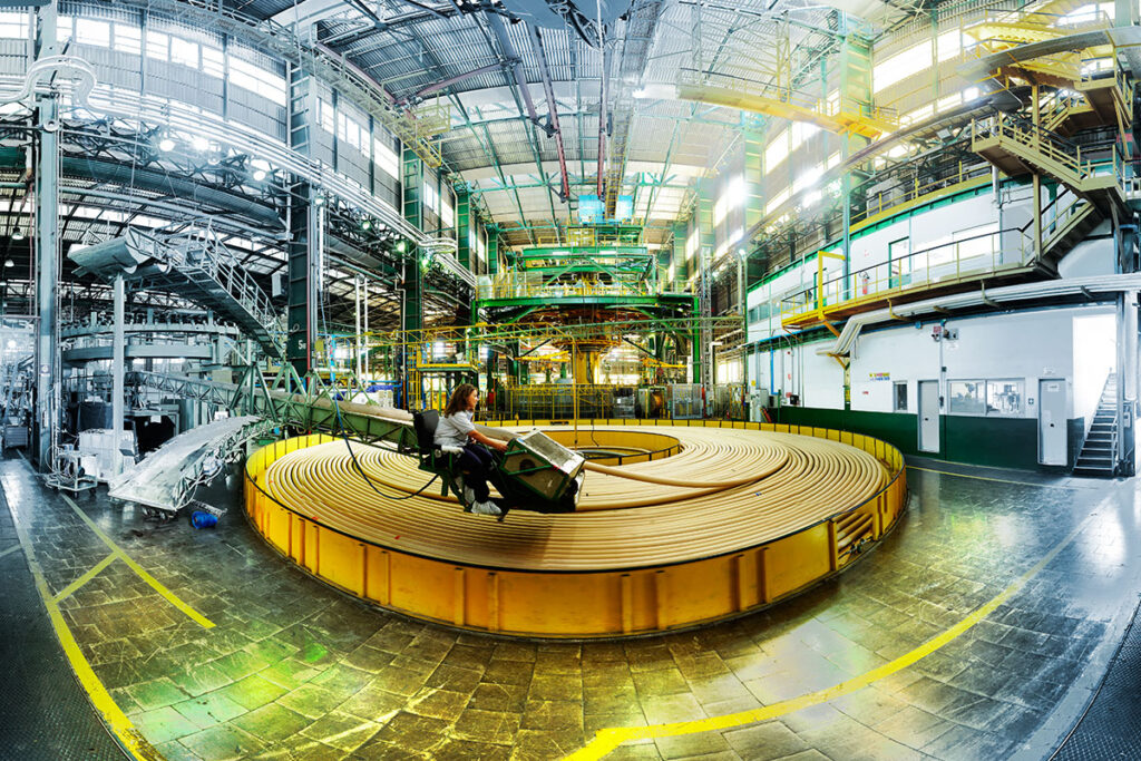 Arco-Felice-plant-storage-rotating-platform.Vertical-laying-up-machine ...